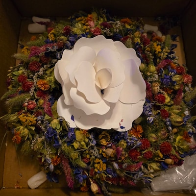 Biodegradable Wreath, Many Styles Available in 4 Sizes - Etsy