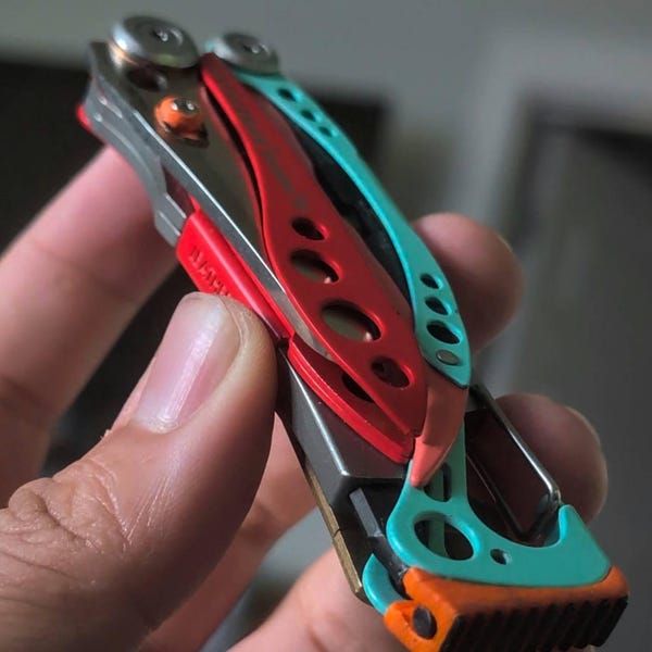Ferro Fire Hammer - Hard Rubber Hammer for the Leatherman Skeletool - Etsy