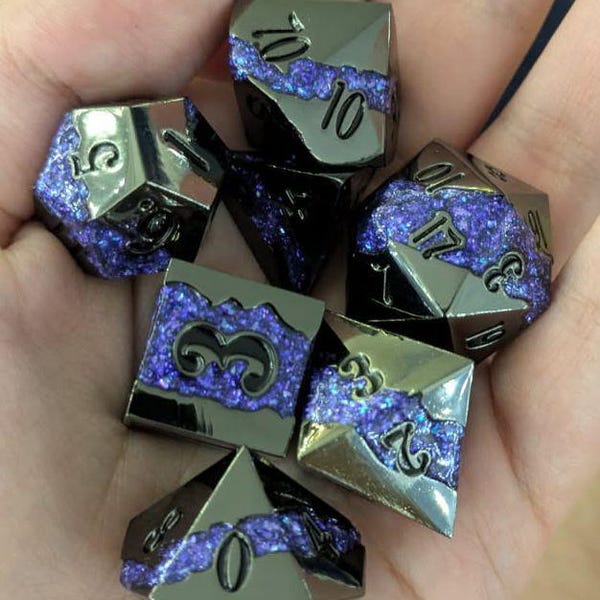 Sage’s Glyphed Green Cracked Glass Gemstone Polyhedral Dice Set ...