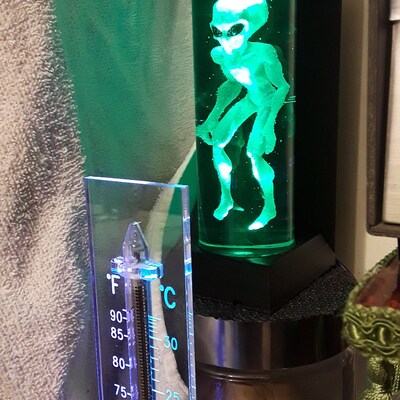Alien in Stasis Tank, Green LED Lamp, Extra Terrestrial Figure, Area-51 ...