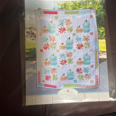 Farmhouse Fall Quilt Patternfarm House Fall Quiltfall Quilt ...