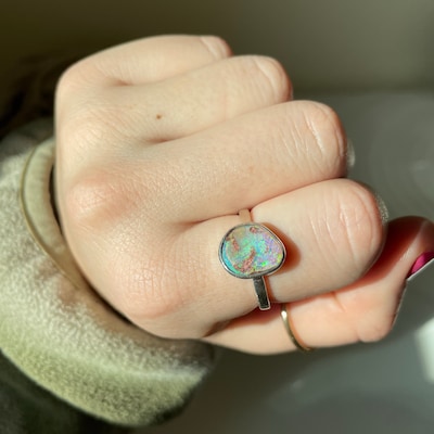 US5/ Moon Face Ring/ Mother of Pearl Ring/ Statement Ring/ Sterling ...