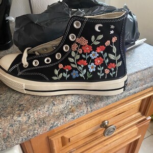 Embroidered Cat Seat on Tree Design Converse, Cat Embroidered Converse ...