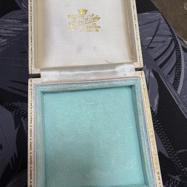 Vintage Jewellery Box for a Watch. Antique Jewelry Box. Antique Watch ...