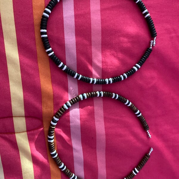 Philippines Mens and Womens Puka Shell Beach Necklace, Smooth White ...