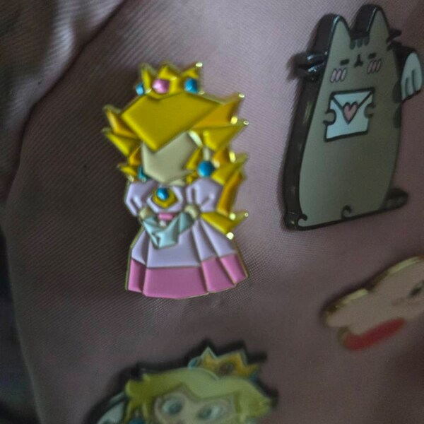 Princess Peach Pin,super Mario Soft Enamel Pin,enamel Pin,super Mario ...