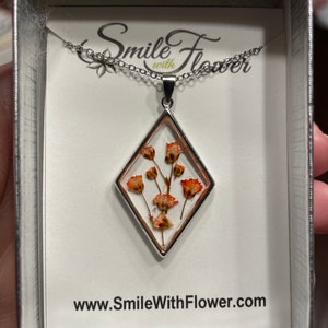 Red Rose Resin Pyramid Paperweight Keepsake Real Flower - Etsy