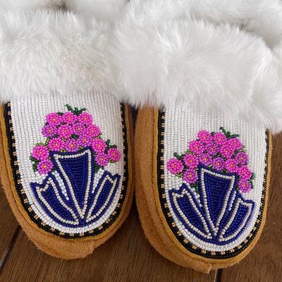 Red Rose Slipper With Fringe US Womens' Size 7.5 - Etsy