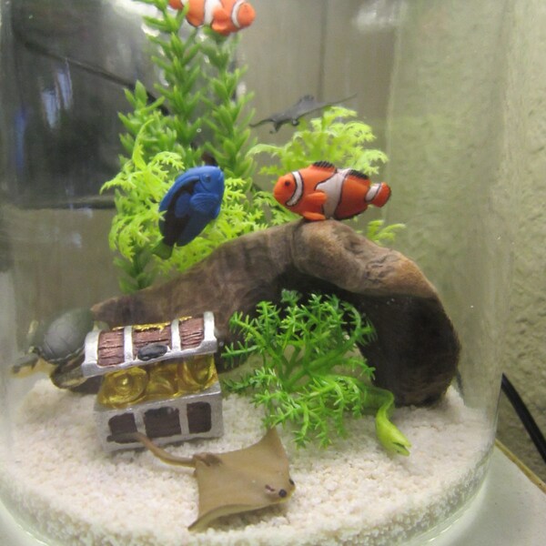 Tiny Eel Figurine - Soft Plastic Animal for Diorama or Aquarium ...