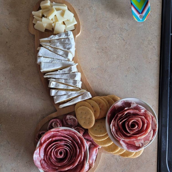 Penis Charcuterie Board, Penis Cheese Board, Bachelorette Decor ...