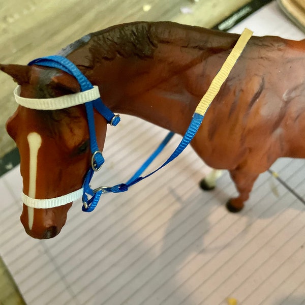 Model Horse Halter Set With Rope Noseband busy Bee Traditional 1:9 ...