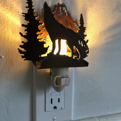 Wolf Night Light Made Out of Rusted Steel Howling Wolf Gift - Etsy