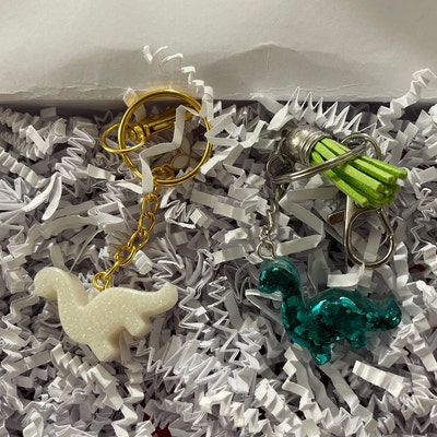 Super Cute Dinosaur Keychain, Brachiosaurus, White and Super Sparkly - Etsy