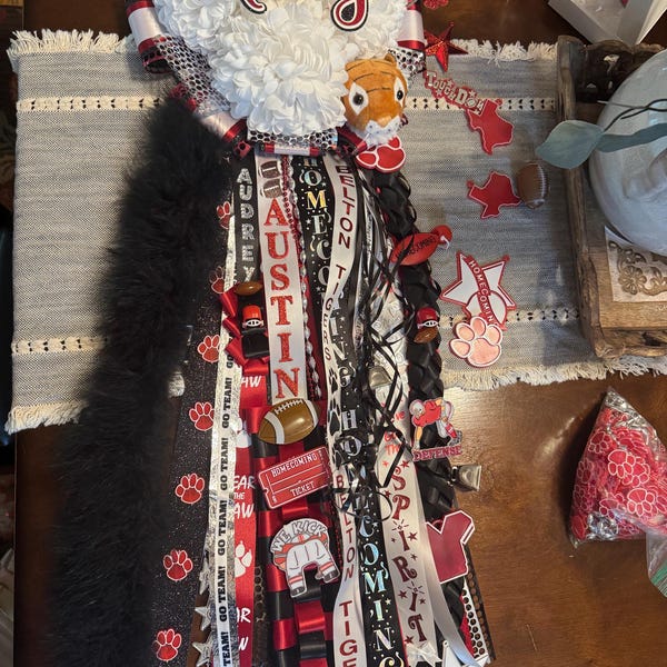 Homecoming Mum Braid Cheat Sheet With Ribbon Sizes and Tips; This is a ...