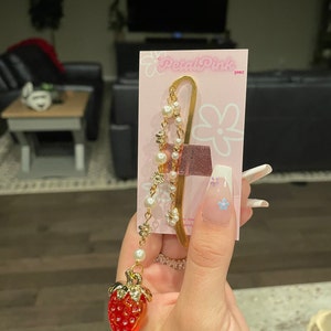 Strawberry Chain Bookmark, Hook Bookmark, Book Lover Gift Idea, Gold ...