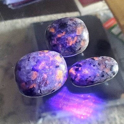 Yooperlite or Flame Stone - Etsy