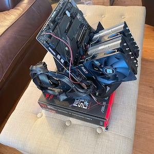 Mini ITX Vertical Motherboard Stand Show Stand, Desktop, or Display ...