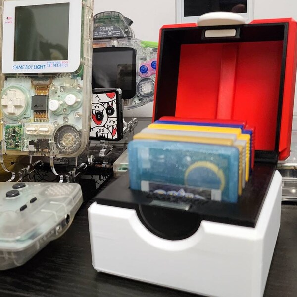 Nintendo Game Boy / Game Boy Color Cartridge Holder / GBA Pokemon ...
