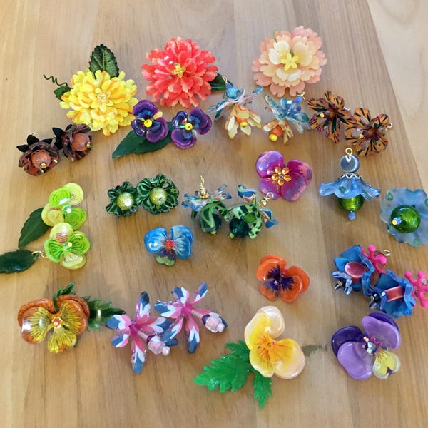 28, Pre-cut Shrink Plastic Flower Shapes in Sheets - Etsy