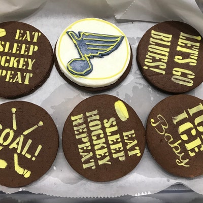 Suspicious Crewmate Astronaut Cookie Cutter 2-piece - Etsy