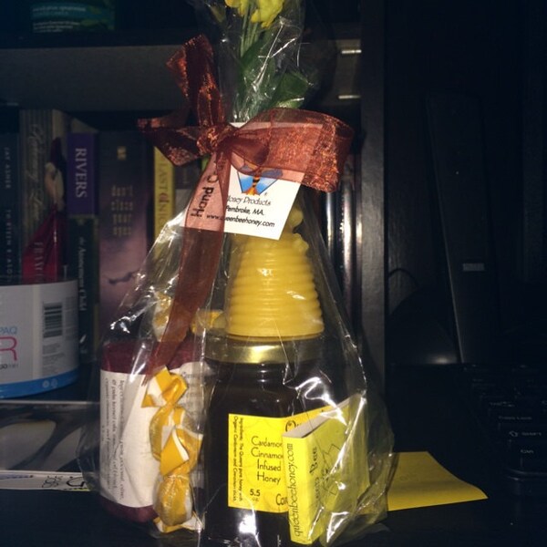 Queen Bee Honey Gift Basket Made in Massachusetts - Etsy