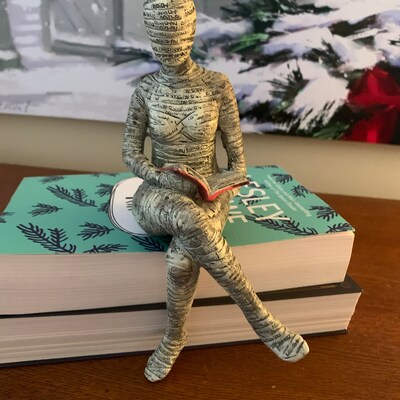 Middle Finger Figurine Blue Smile Middle Finger Statue Resin Bookshelf ...