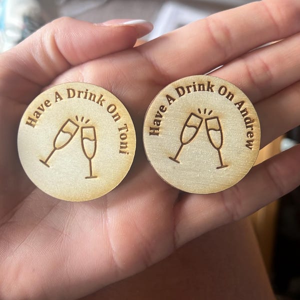 Personalised Oak Thank You Tokens Wedding Favours Circles party ...