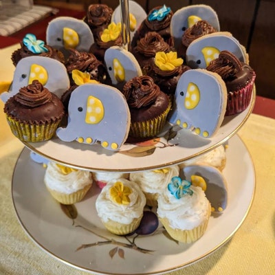 Mini Baby Elephant Sugar Cookies Yellow and Grey Elephants Bite Size 2 ...