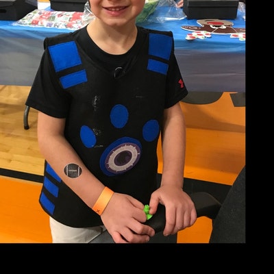 Set of 4 Finger Puppets and Rocket Inspired by Einstein Friends Show - Etsy