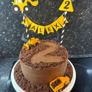 Car Transport Cake Topper, Car, Traffic Lights, Speed Sign Bunting Cake ...