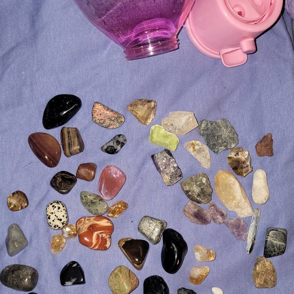 Crystal Confetti in Heart Storage Dispenser, Valentines Day Pink ...