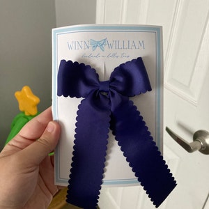 Cursive Name Hand Embroidered Bow - Etsy