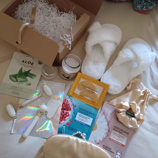 Gift Box for Her. Gift Box for All Occasions. Relaxing Treats. for ...