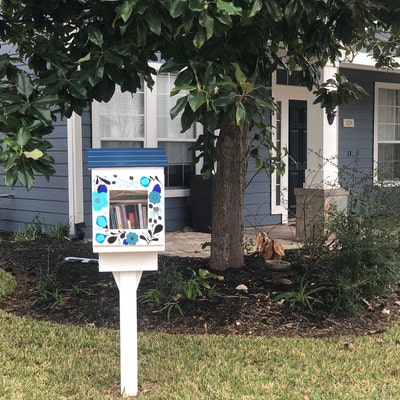 Outdoor Lending Library Neighborhood Community Shared Loan - Etsy