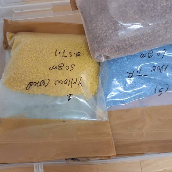 Black Onyx Crushed Raw Stone Powder, Healing Crushed Powder, Beautiful ...