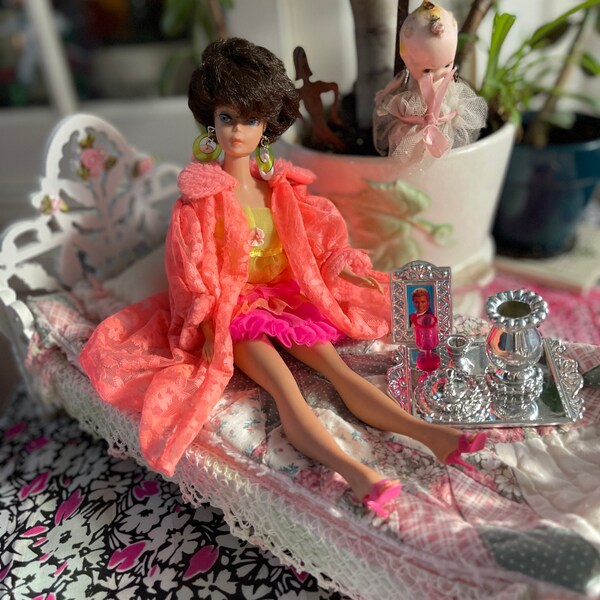 Barbie Doll Purses Various Shape Gold Vintage Red Velvet Rectangle Blue ...