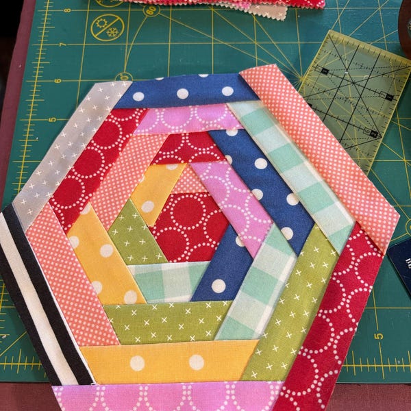 Triangle Log Cabin Foundation Paper Piecing Pattern, FPP, Quilt Block ...