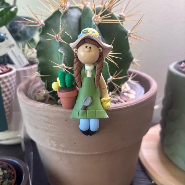 Plant Lady Potsitter- Flower Pot Sitter- House Warming Gift - Plant ...