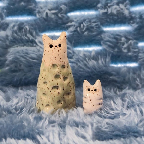 Cute Frog Keychain, Ceramic Frog, Unique and Limited, Housewarming Gift ...