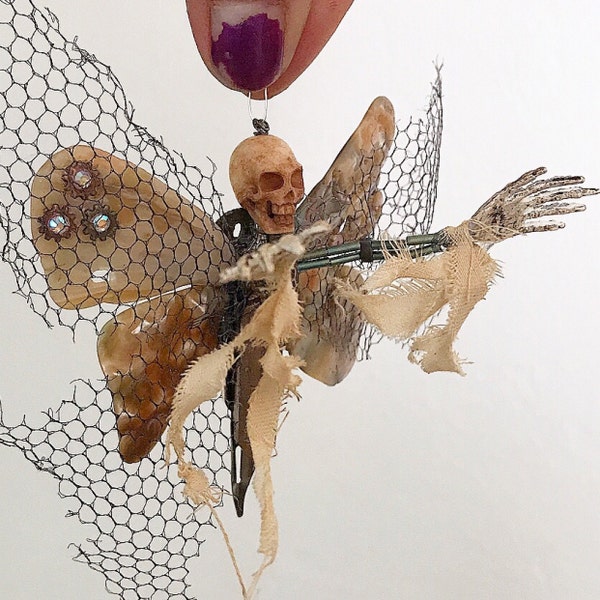 Excellent Quality 5 Pieces Hand Carved Skulls, Antique Bone, Goth ...