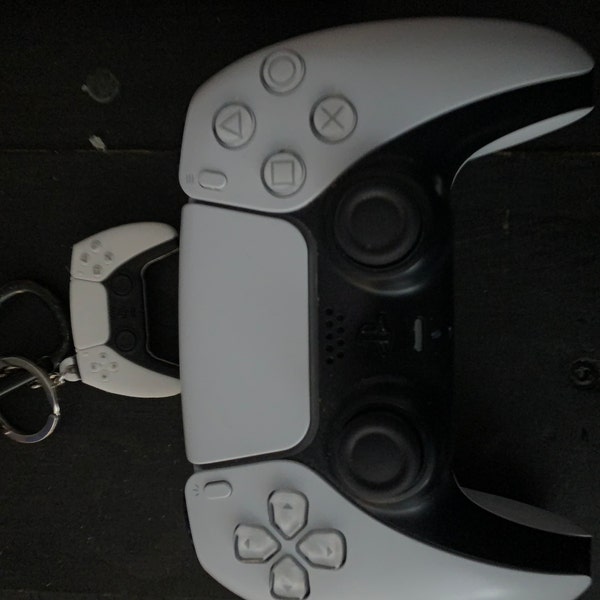 Game Controller Keychain | 6 Colors Video Game Controller Keychain ...