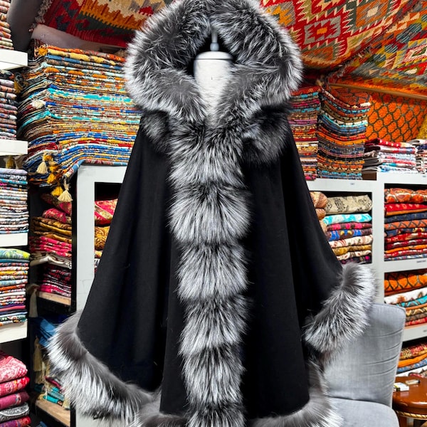 White Cashmere Cape With Fox Fur Trim Luxury Winter Fur Cape Coat Elegant Wedding Fur Cape White ...