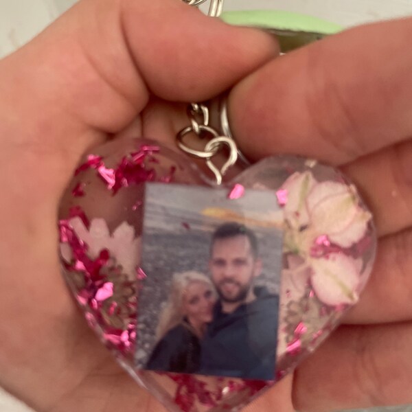Personalised Floral Resin Photo Keyring|gift|anniversary|valentines ...