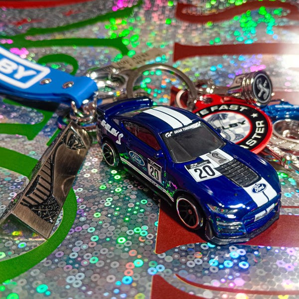 Jeep Gladiator Keychain - Etsy