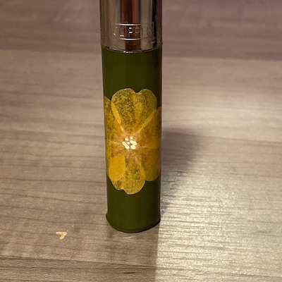 REAL FLOWER LIGHTER Green Real Pressed Flower Refillable Lighter With ...