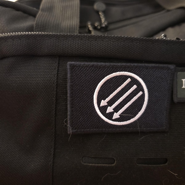 Three Arrows Flag Embroidered Patch | Anarchism Antifa | Hook and Loop ...