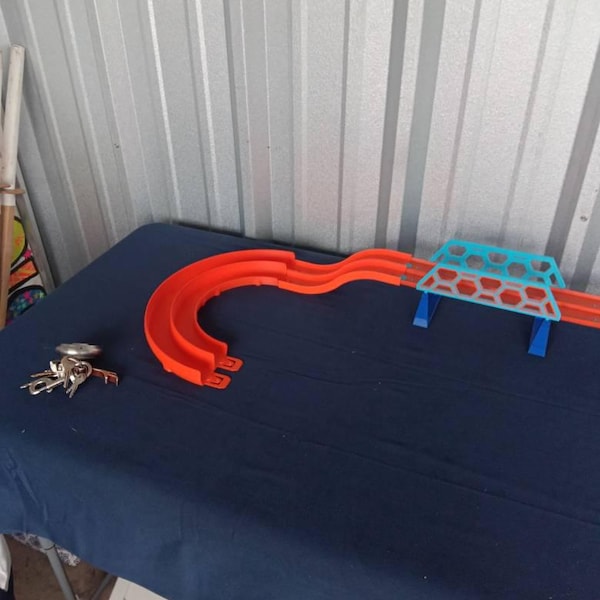Hot Track - Double Track 180 Degree Turn Set - Snap Together 180 Degree ...