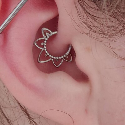 14G F136 Titanium Blue CZ Fat Floating Belly Ring Internally Threading ...