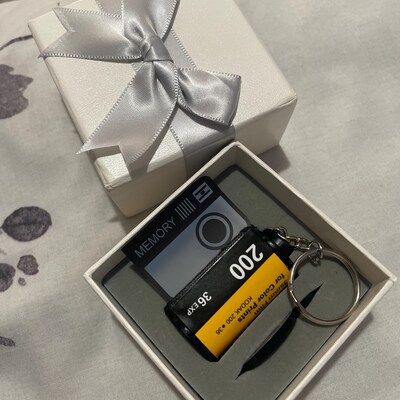 10-40 Photos Keychain Film Roll, Personalized Camera Film Roll Keyring ...
