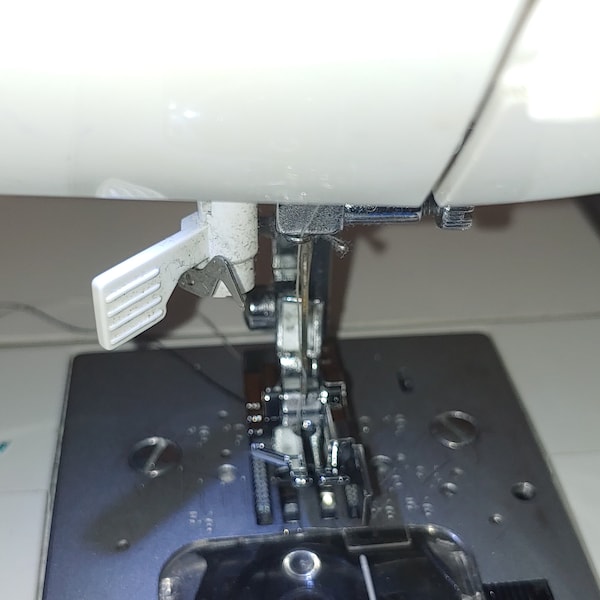 Finishing Touch Embroidery & Sewing Bobbin Thread 1100yds. 100% ...